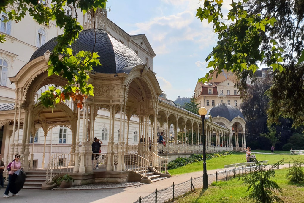 Die 12 beliebtesten Karlsbad Sehenswürdigkeiten inkl. Karte